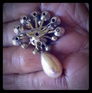 Vintage | Jewelry | Vintage Clear Rhinestone Wteardrop Dangle Brooch ...